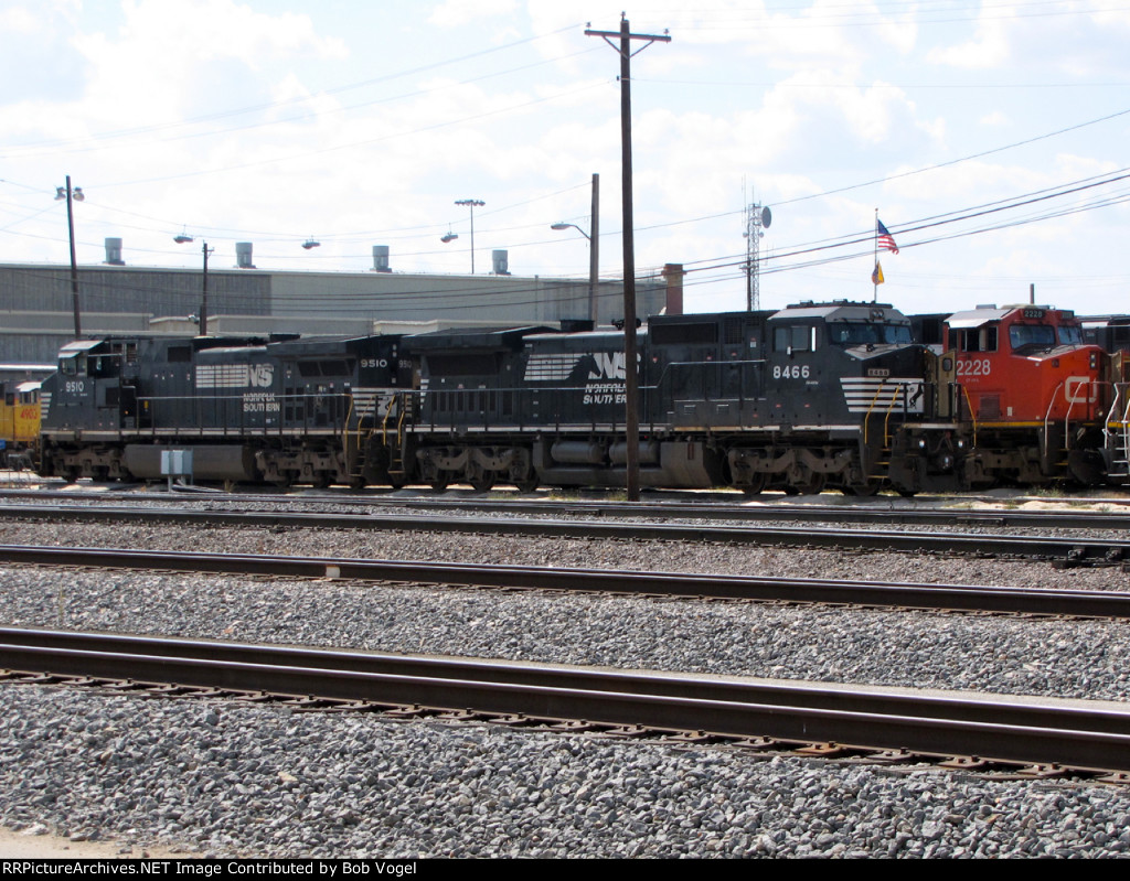 NS 9510 and 8466, CN 2228